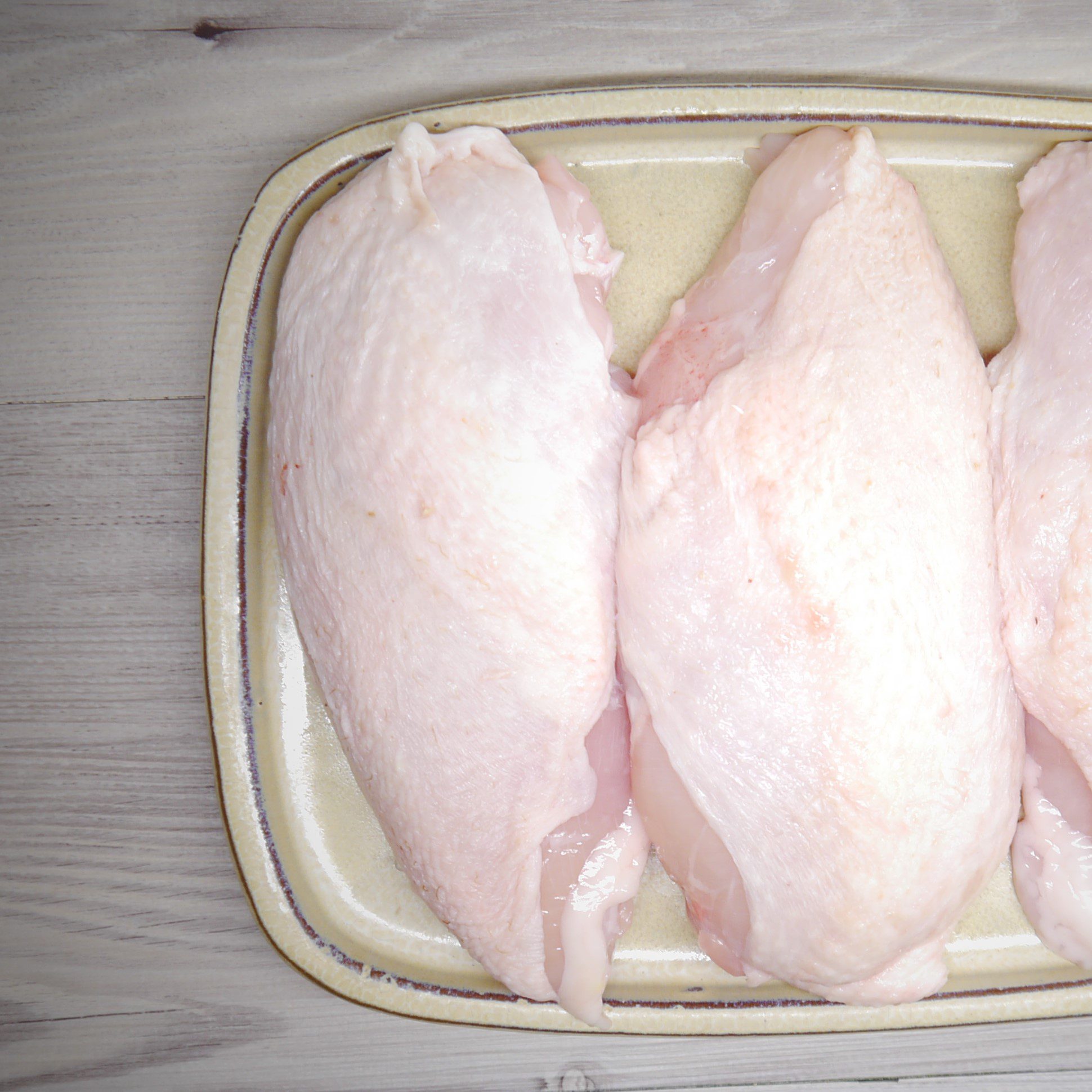 Skin on chicken breast – Meon Valley Butchers